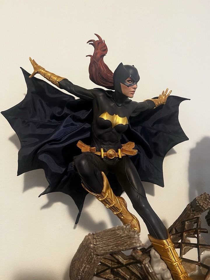 Sideshow BATGIRL Modern Version Premium Format Exclusive 1/4 Scale ...