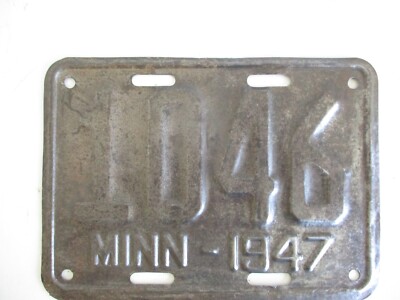 1947 Minnesota Motorcycle or Shorty License Plate WW 2 1046 | eBay