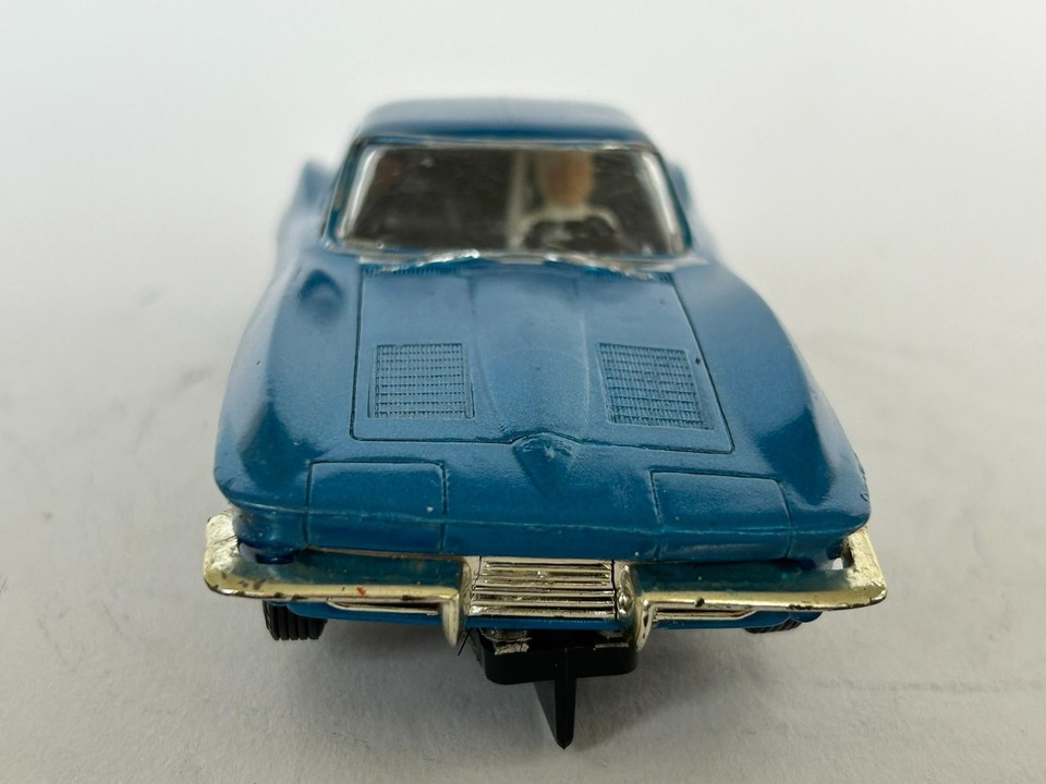 Revell '63 Split Window Chevy Corvette (Metallic Blue) 1/32 scale slot ...