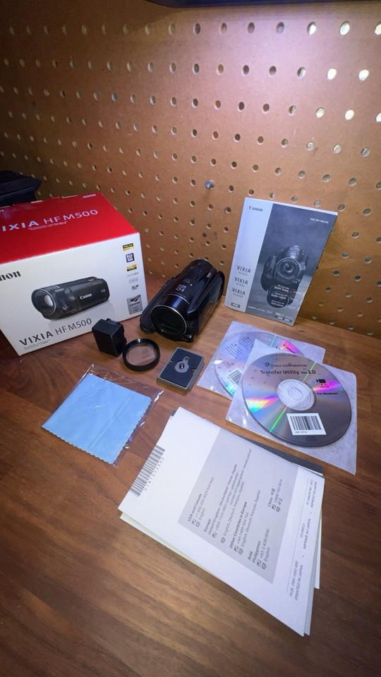 Canon VIXIA HF M500 HD Camcorde W/ Battery, Lens Filter, Mount. Tested ...