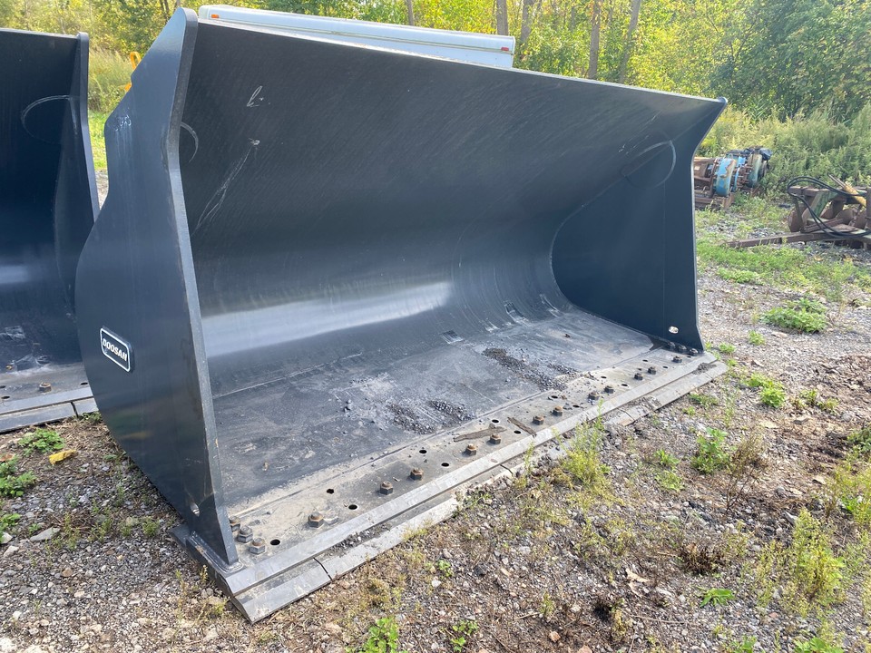 NEW - JRB 420 Wheel Loader Bucket, 7 Yard Capacity, WA500, JD844 ...