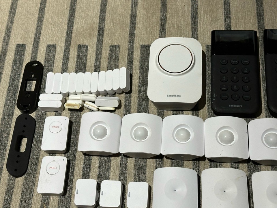 SimpliSafe Security Alarm System Complete System | eBay