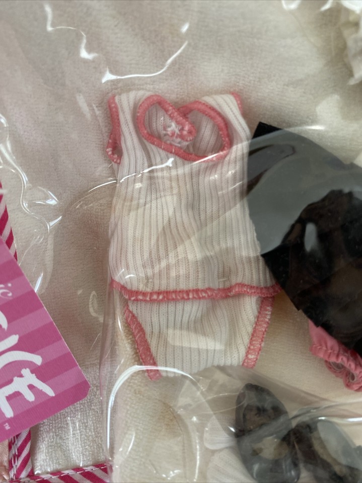 Madame Alexander 8” ELOISE DOLL ABSOLUTELY ESSENTIAL OVERNIGHT KIT PLS ...