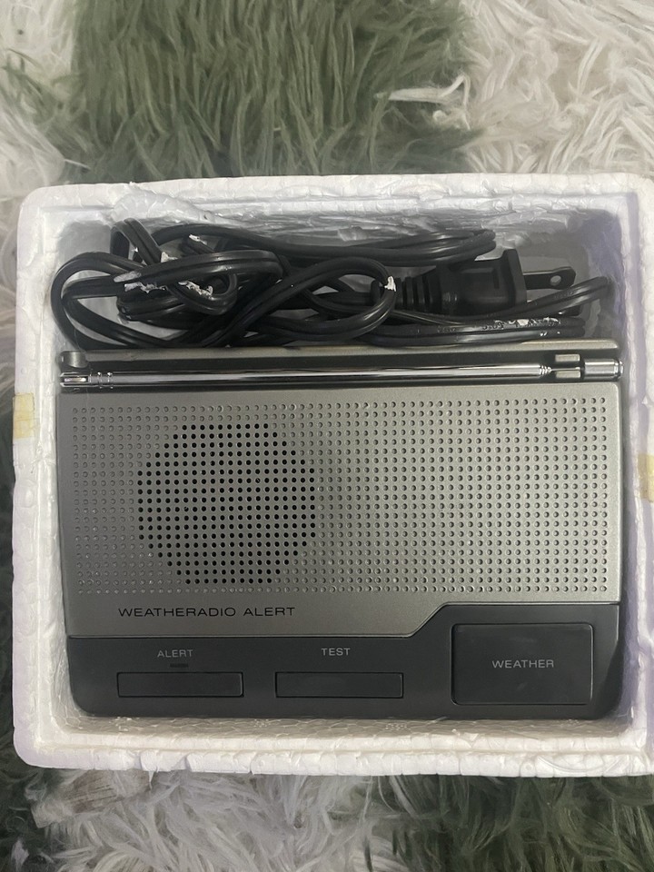 VTG Radio Shack Weather Radio Model 12-240 Crystal Controlled Works ...