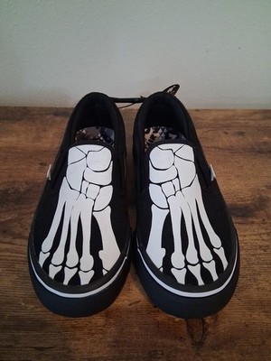 Boys Size 2 Airwalk Skeleton Slip On Shoes NWT | eBay