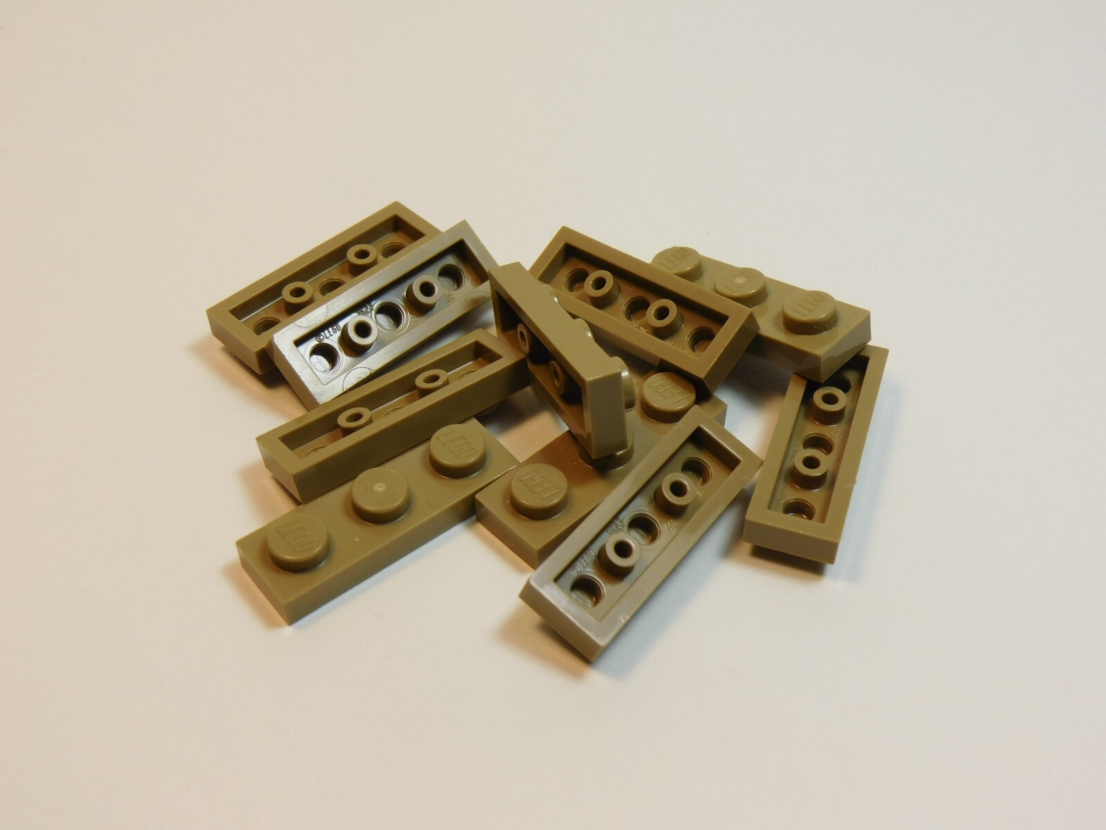LEGO Lot of 10 Dark Tan 1x3 Plates B1 | eBay