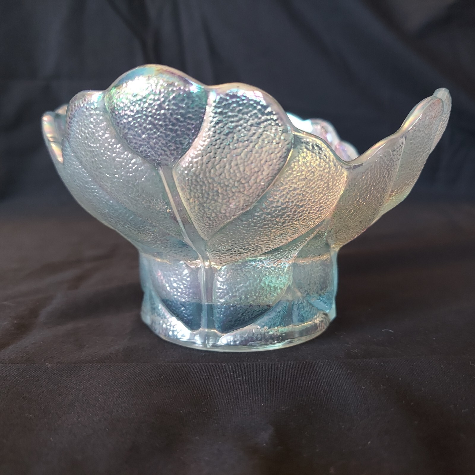 Vtg LE Smith Iridescent Ice Blue Glass Carnival Glass Cabbage Leaf ...
