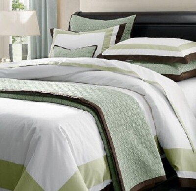 Restoration Hardware "Chocolate Edged" Green Full/Queen Duvet & Shams ...
