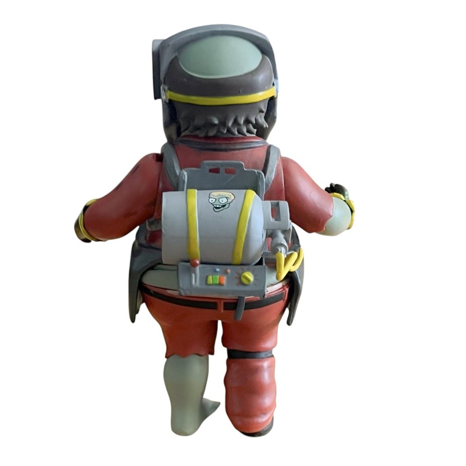 Plants vs. Zombies Diamond Select Welder w Gear and Imp + Jazwares ...