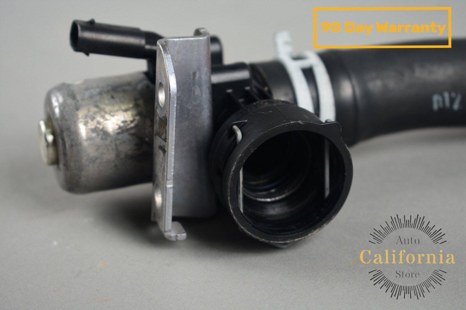 12-15 Mercedes W204 C250 SLK250 Engine Motor Water Pump Valve ...