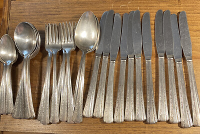 40 piece Rogers Deluxe Plate 1939 Gracious Silverplate flatware | eBay