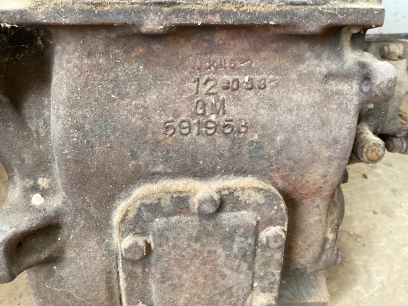 General Motors Muncie SM420 Transmission | eBay