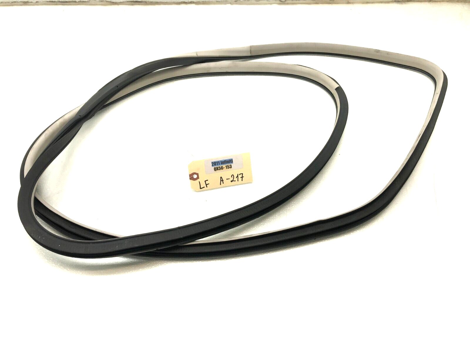 2011-2017 INFINITI QX56 QX80 LEFT DRIVER FRONT DOOR WEATHERSTRIP SEAL ...