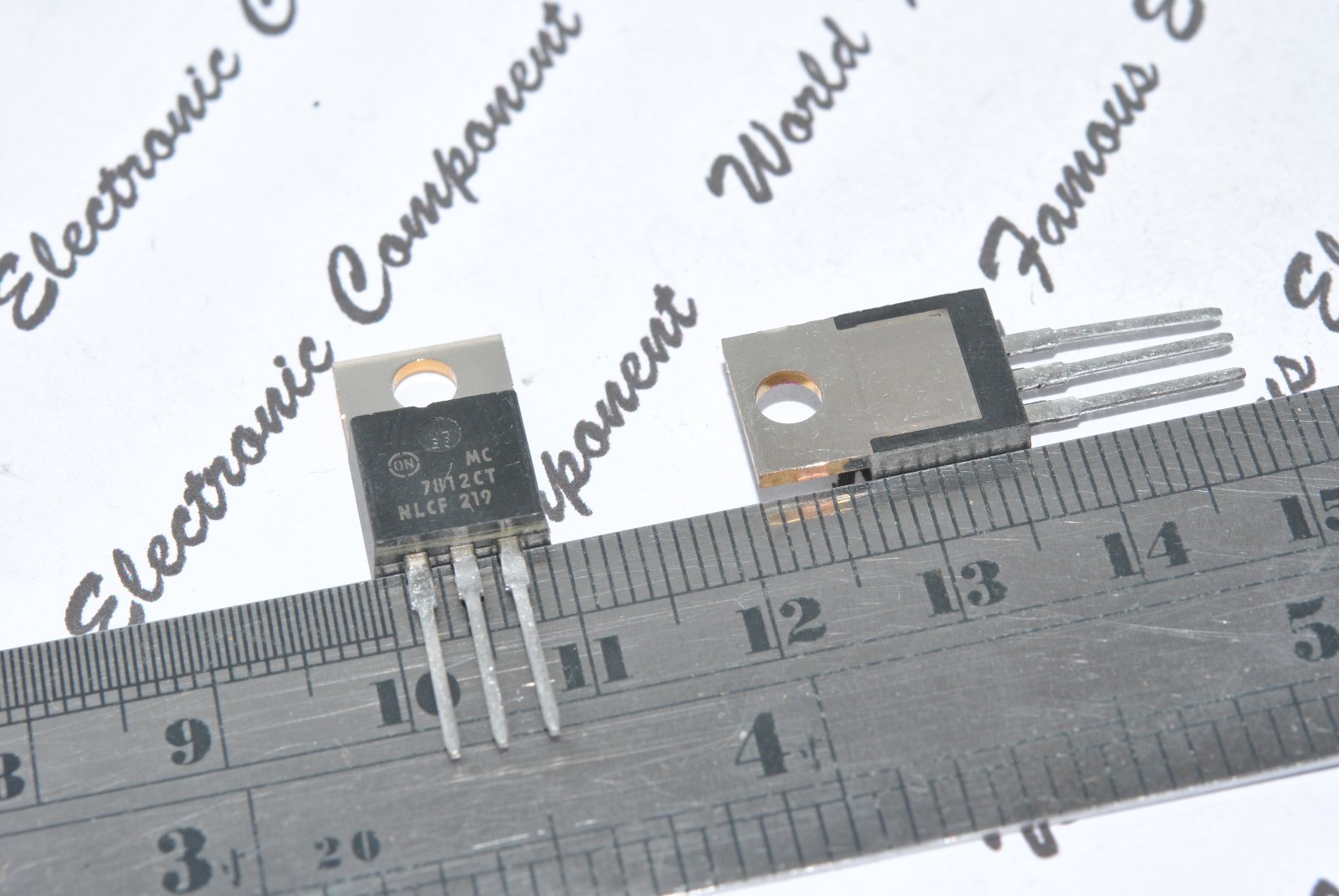 2pcs- ON MC7812CT 12V 1A VOLTAGE REGULATORS TO-220 "Genuine" | eBay