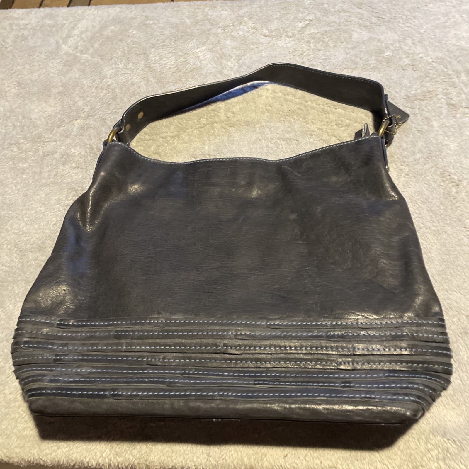 Nino Bossi Large Genuine Leather Hobo Bag Dark Blue - Gem