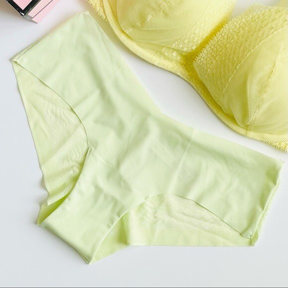 32D SMALL Victorias Secret lace yellow lightly lined plunge bra set ...