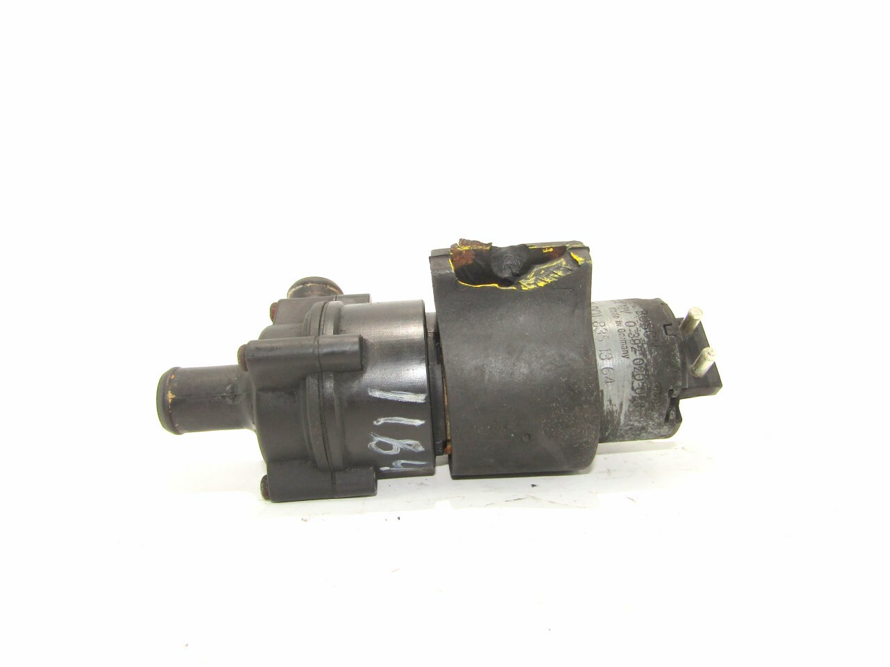Mercedes Vito w638 0018351364 Zusatz Wasserpumpe Zusatzpumpe water ...