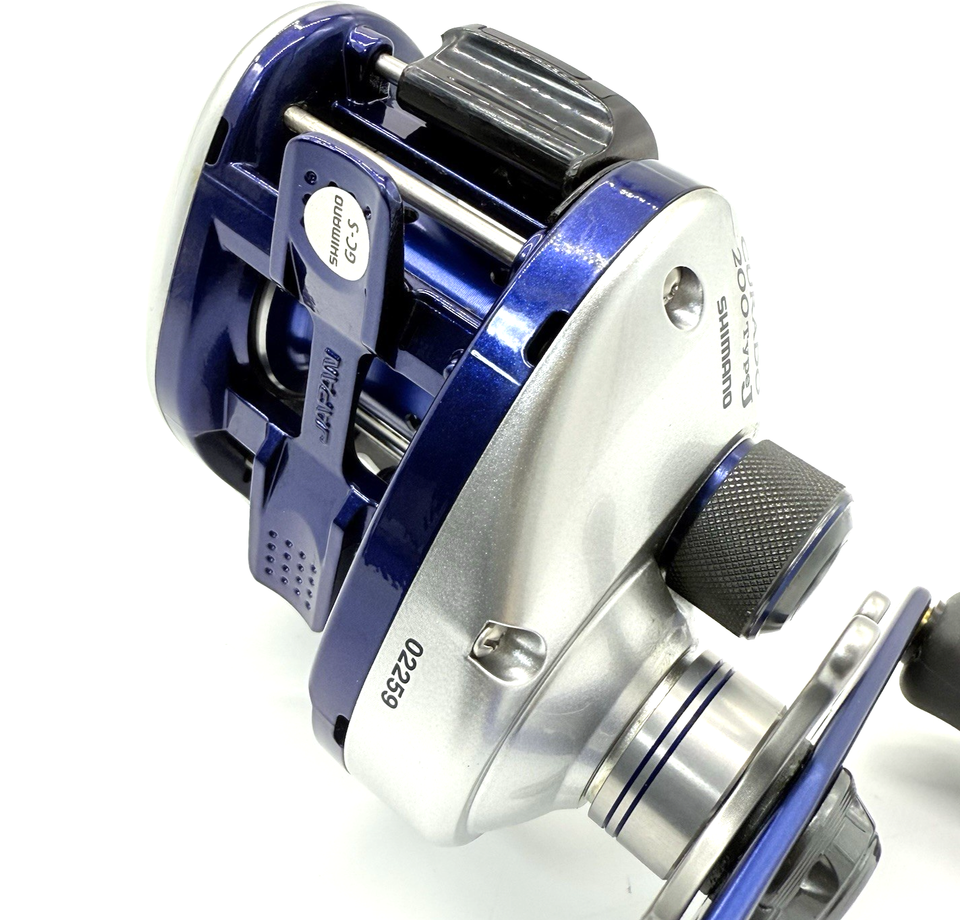 Shimano CURADO 200 TypeJ Right Handed Bait Casting Reel with Box JAPAN ...