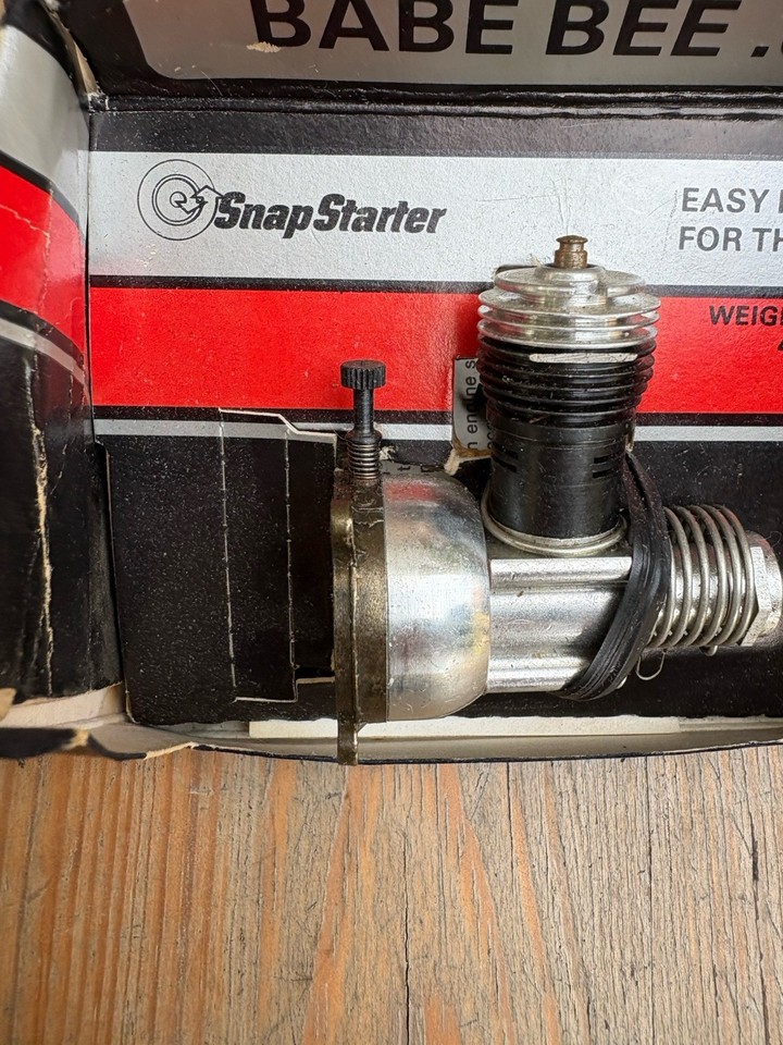 Vintage COX Babe Bee 049 Model Airplane Engine NOS | eBay