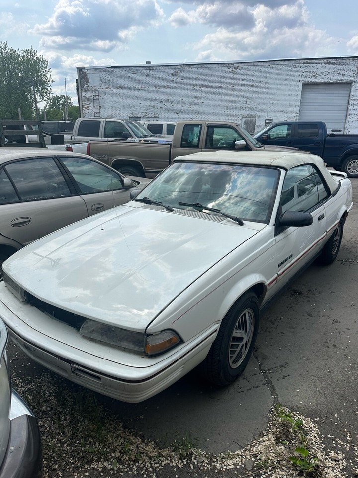 1992 Pontiac Sunbird SE | eBay