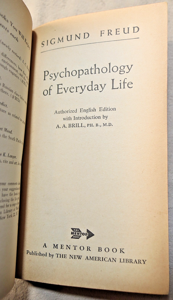 SIGMUND FREUD Paperback Lot Civilizations Discontents Dictionary ...