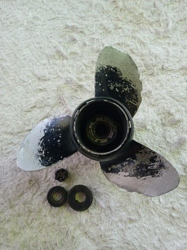 Johnson Evinrude 3 Blade Aluminum 25 hp Propeller 10 x 13 386933 | eBay