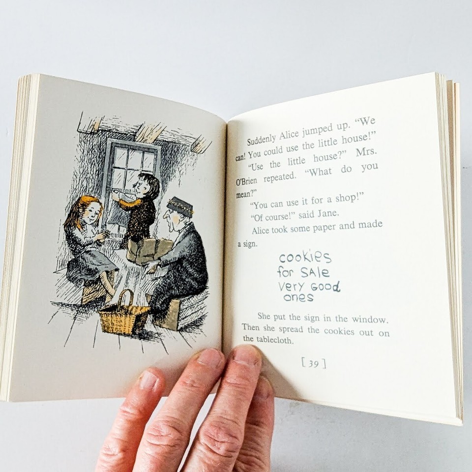 THE TINY LITTLE HOUSE Eleanor Clymer Ingrid Fetz - 1971 1st Scholastic ...