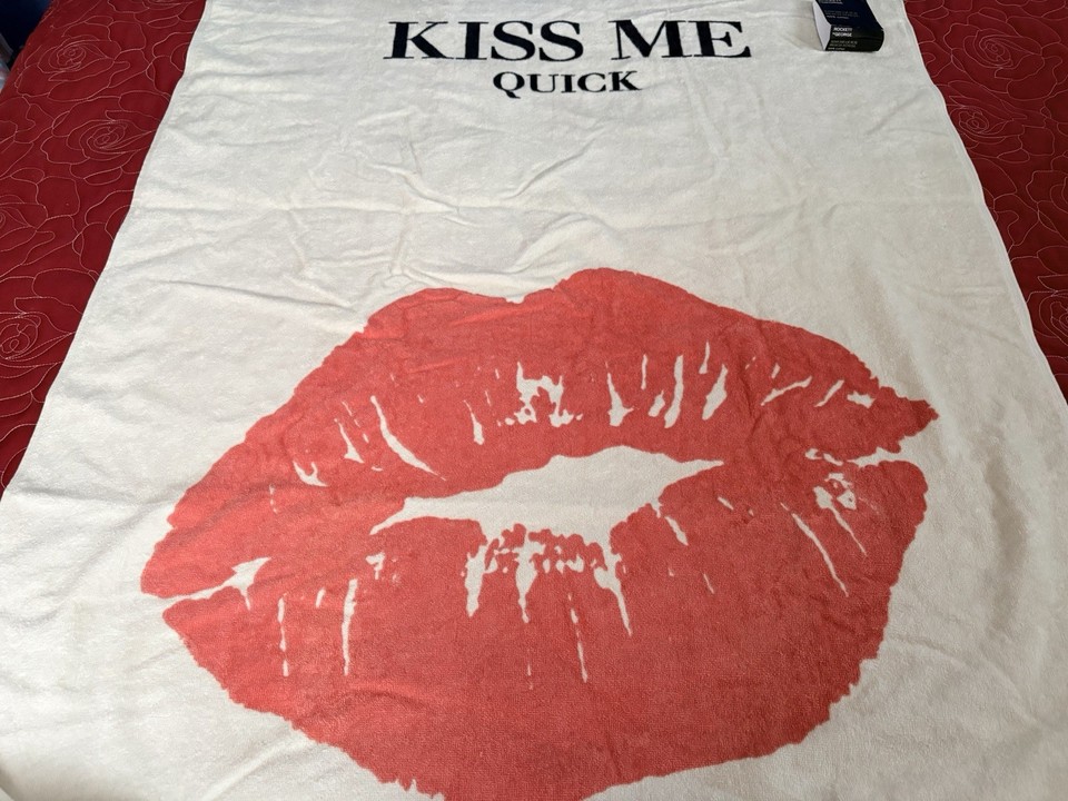 Rockett St George Kiss Me Quick 100% Cotton Beach Towel 80×150 cm New ...