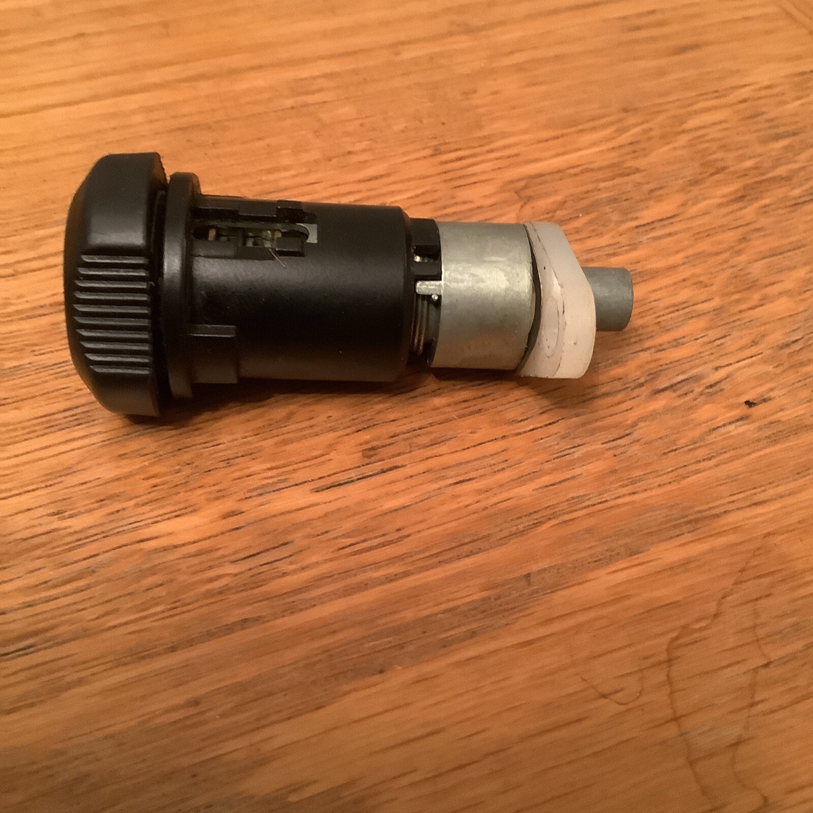 New Genuine Ford Fiesta GHIA Mk1 Boot Lock With 2 X Genuine Keys NOS ...