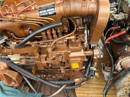 Used 4 Cyl Universal Atomic Marine Diesel Engine (Lot 1913) | eBay