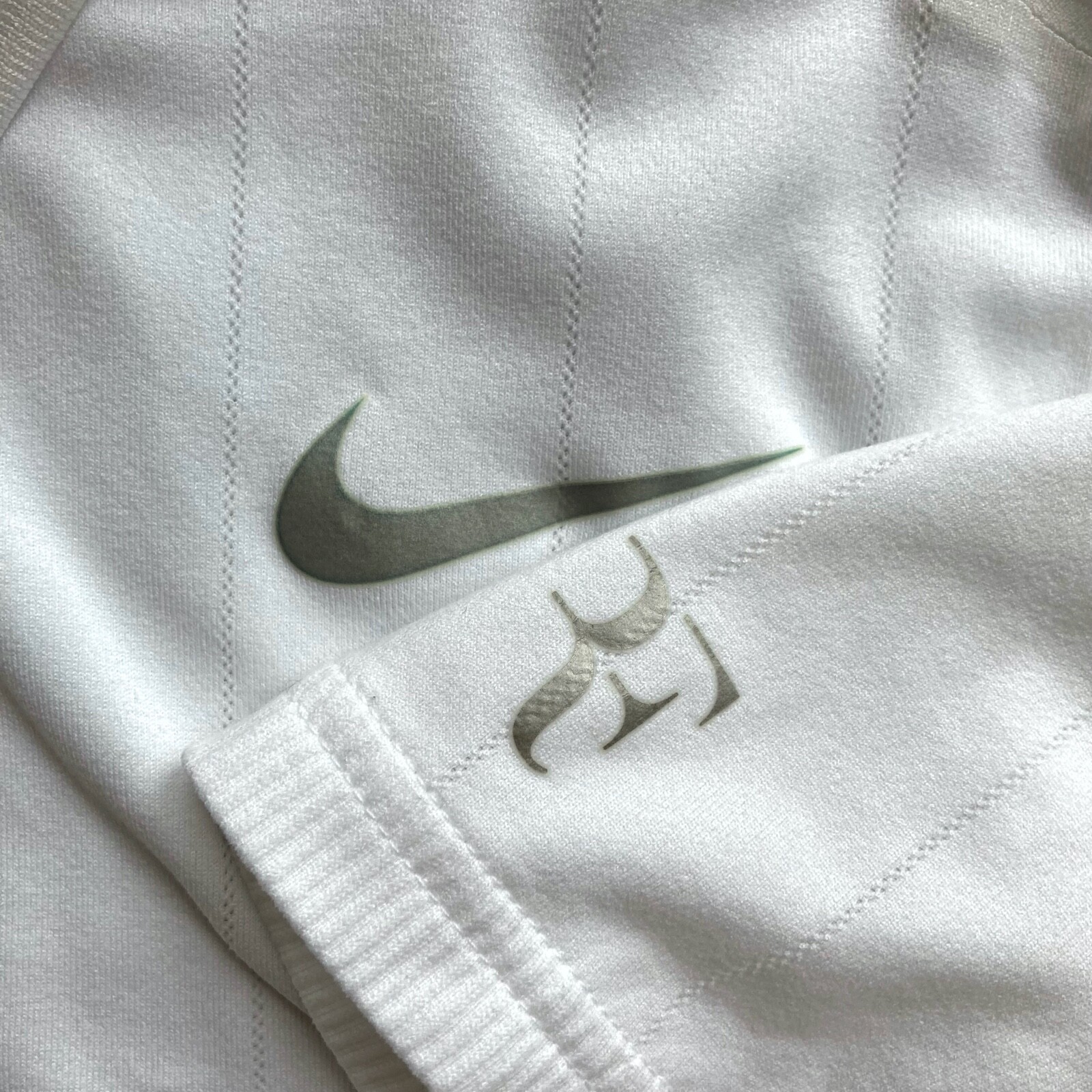 Nike Roger Federer RF 2014 Wimbledon Polo Tennis Shir… - Gem