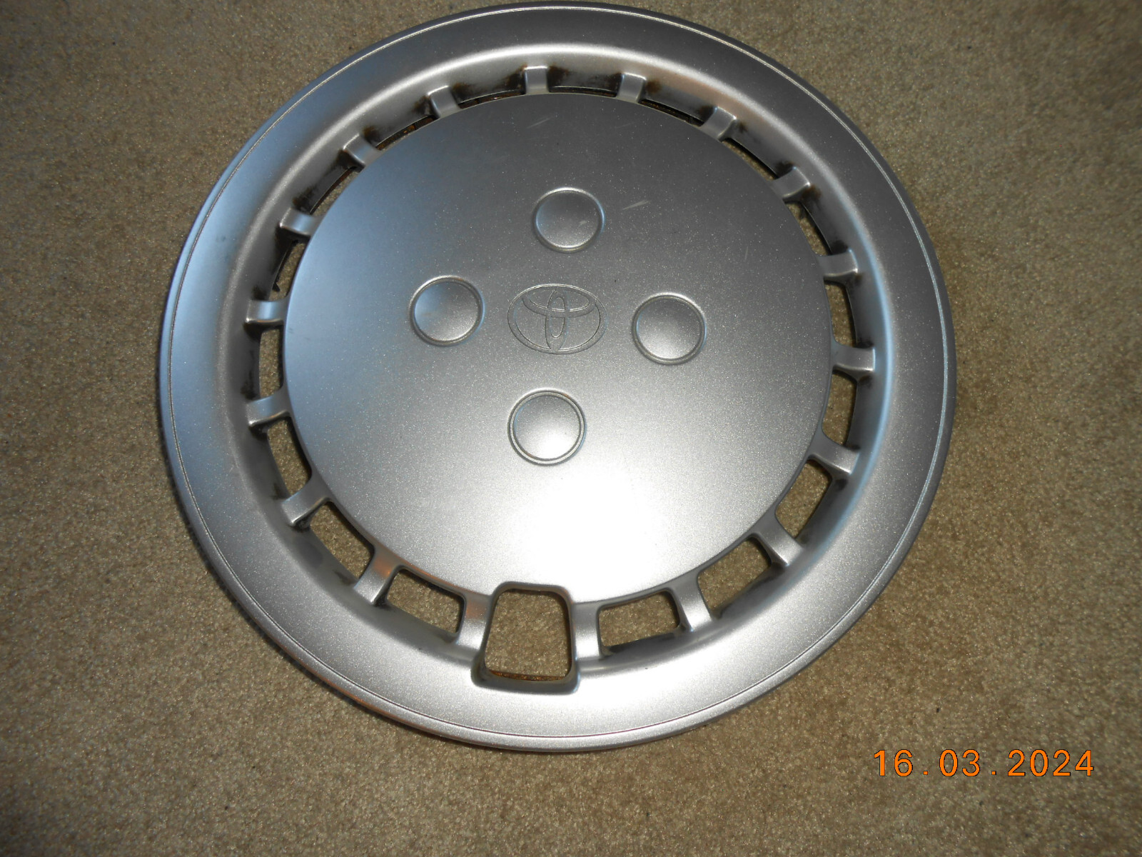 1991-1994 Toyota Tercel Corolla 13” Hubcap | GENUINE OEM | Hub Cap