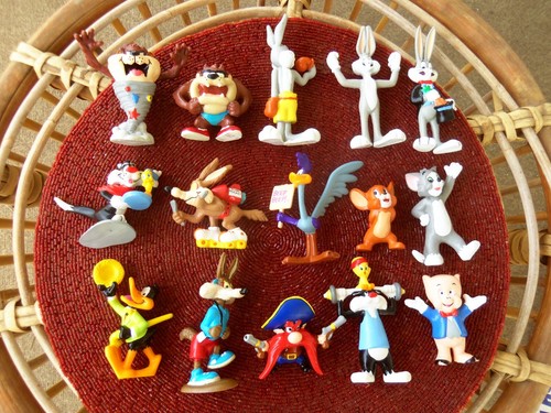 Vintage 1990 Looney Tunes PVC toy lot Bugs Bunny Road Runner Wile E ...