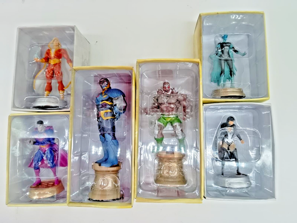Eaglemoss DC Comic Collection SET 2 Chessboard and full 32 set pieces ...