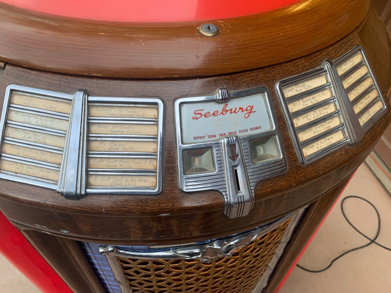 Vintage 1947 Seeburg Symphonola Jukebox, fully operational working ...