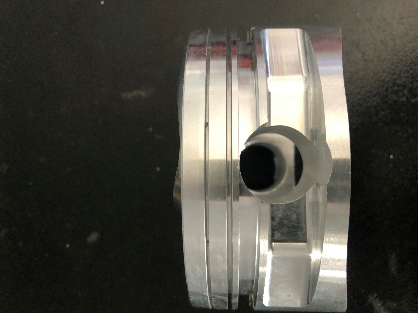 PISTONS VENOLIA 4.605 BIGCHIEF STYLE | eBay