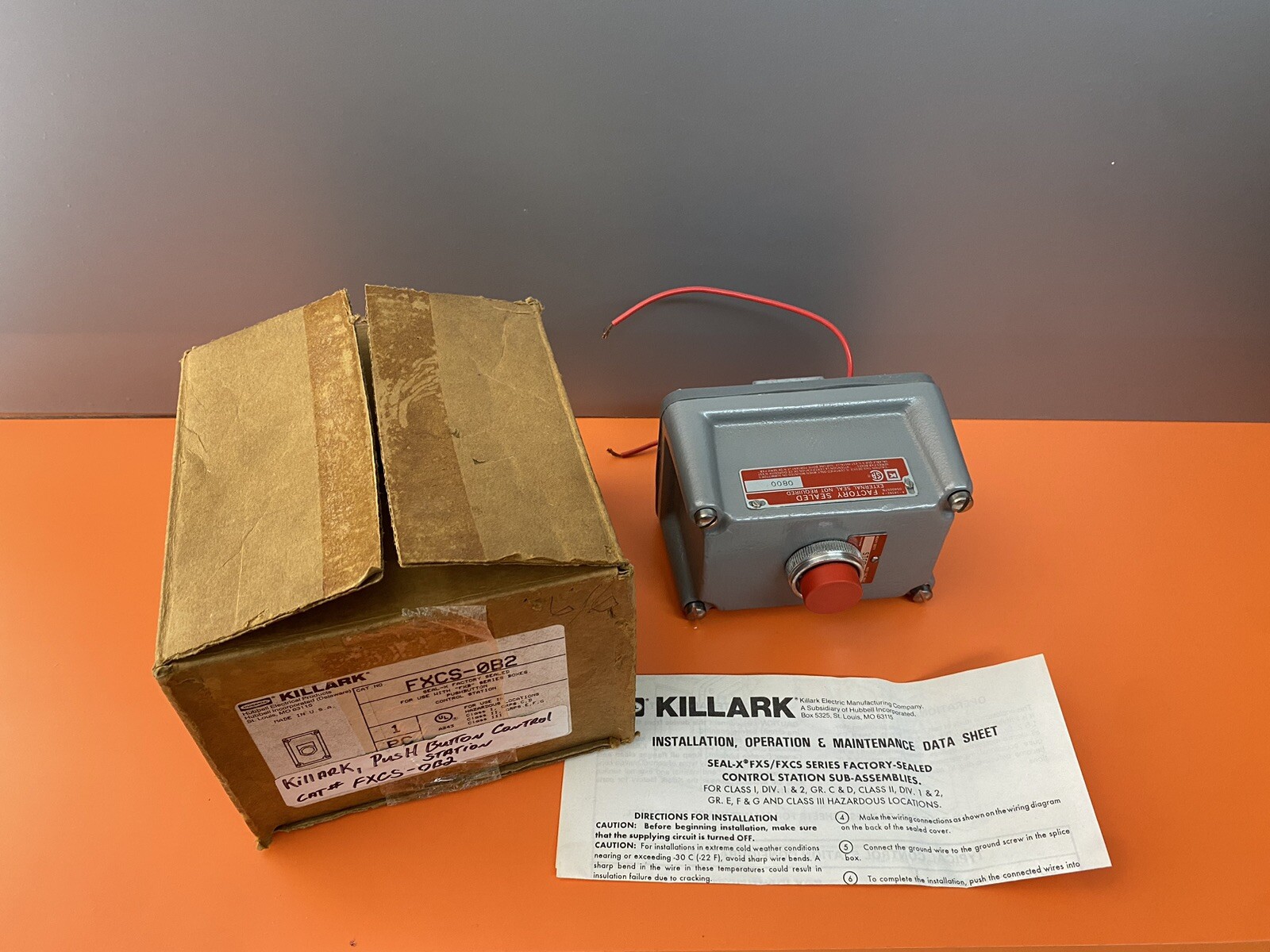 Killark FXCS-0B2 Single Red Push button 600VAC 10A | eBay