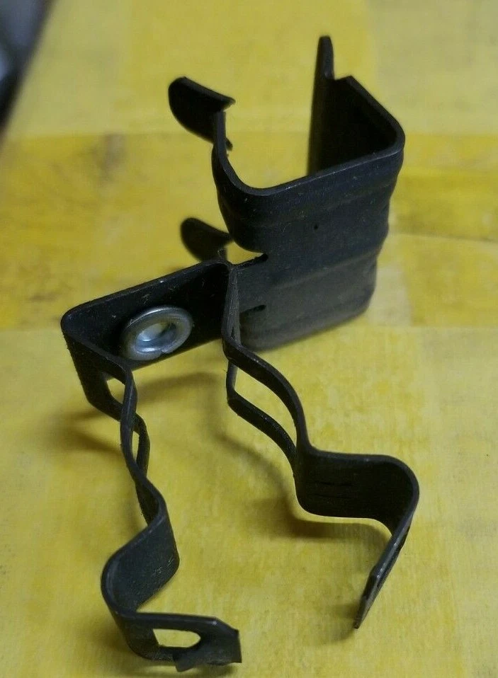 Erico/Caddy 4H58 812M Conduit Hangers 1/2-3/4 Attached Beam, 57% OFF