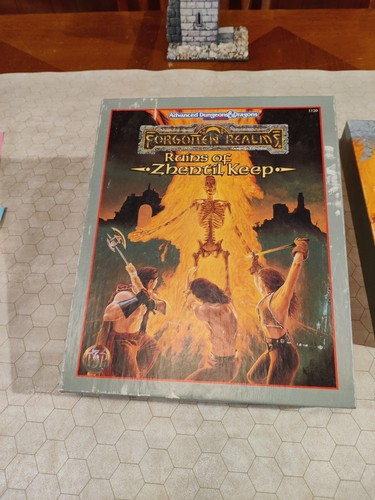 Ruins of Zhentil Keep Forgotten Realms Dungeons & Dragons Box Set ...