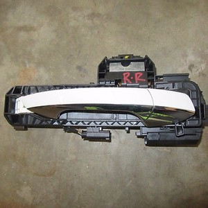 MERCEDES 2047602434 W204 REAR RIGHT DOOR HANDLE CHROME OEM C CLASS C250 ...