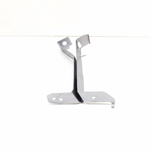 NEW MERCEDES-BENZ C-CLASS W204 FRONT SHIELD BRACKET A2045241440 OEM | eBay