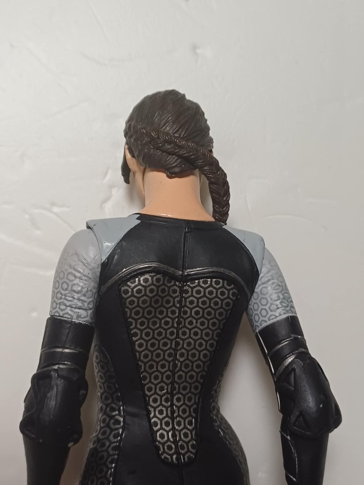Hunger Games Catching Fire Katniss Everdeen Neca Figure ( Read ...