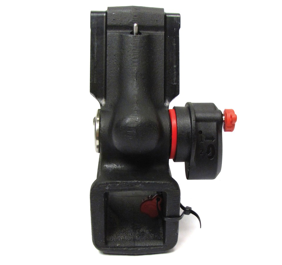 Trailer Hitch LR040248 Original Equipment Land Rover LR3, LR4, Range ...