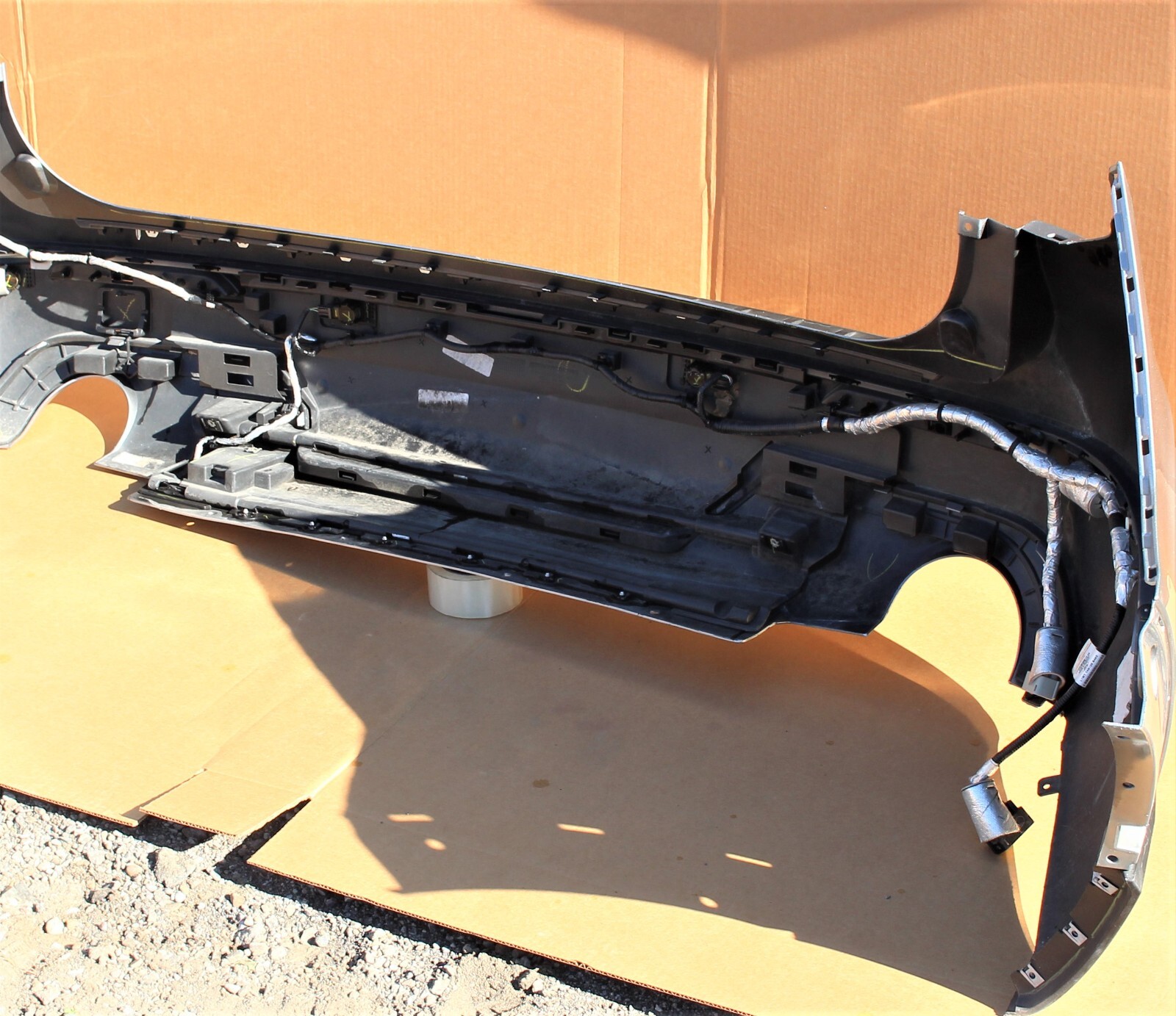 2020-22 FORD EXPLORER Rear Bumper Assembly W/PARK ASSIST-OEM-SILVER | eBay