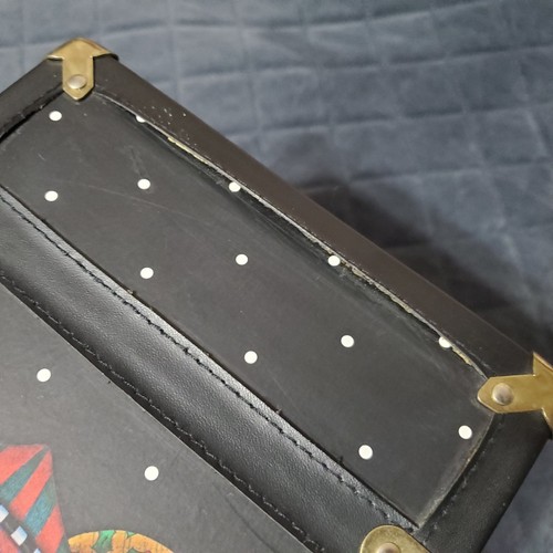 Mary Engelbreit Robert Tonner Christmas Trunk for Ann Estelle Doll Case ...