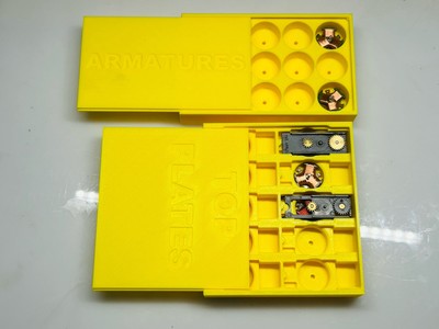 Aurora Afx Top Plate & Armature Case Combo Ho Slot car Parts Cases ...