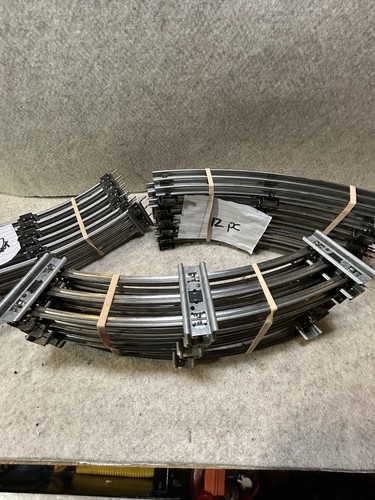 Lionel LOT 18 PC, 027 Gauge 3 Rail Curved Train Tracks, NOT SURE OF ...