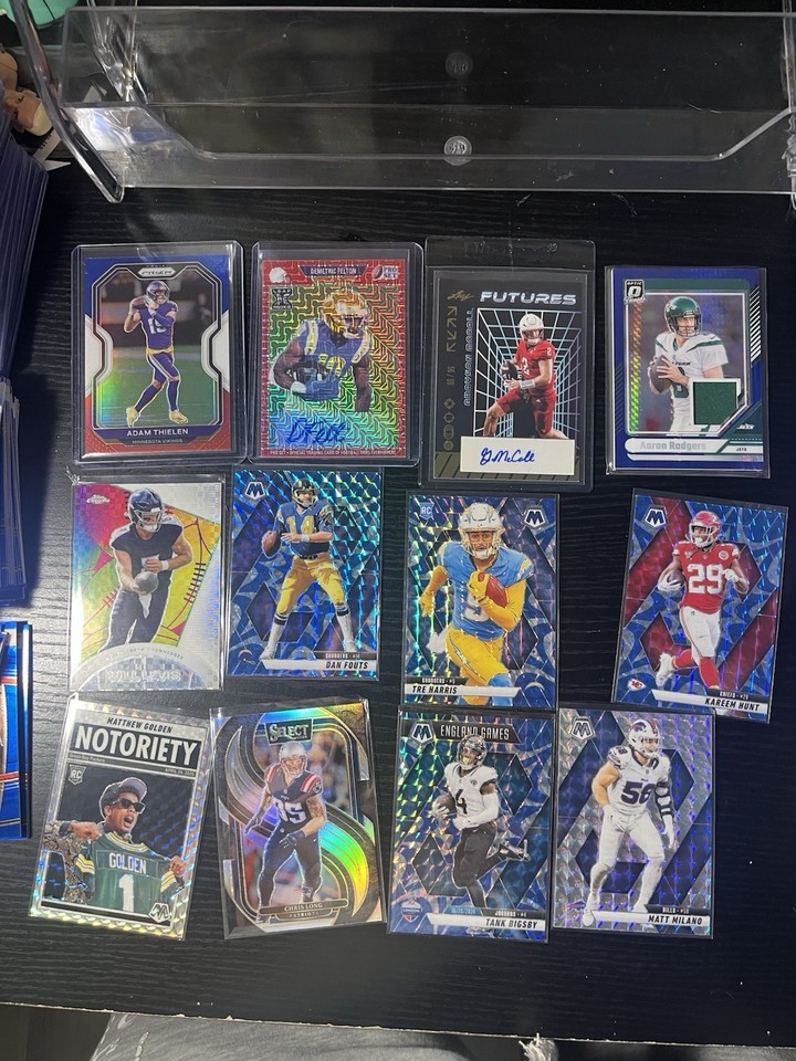 Numbered Football Card Lot. Cards Come with Mag. NFL Football 🏈 See ...
