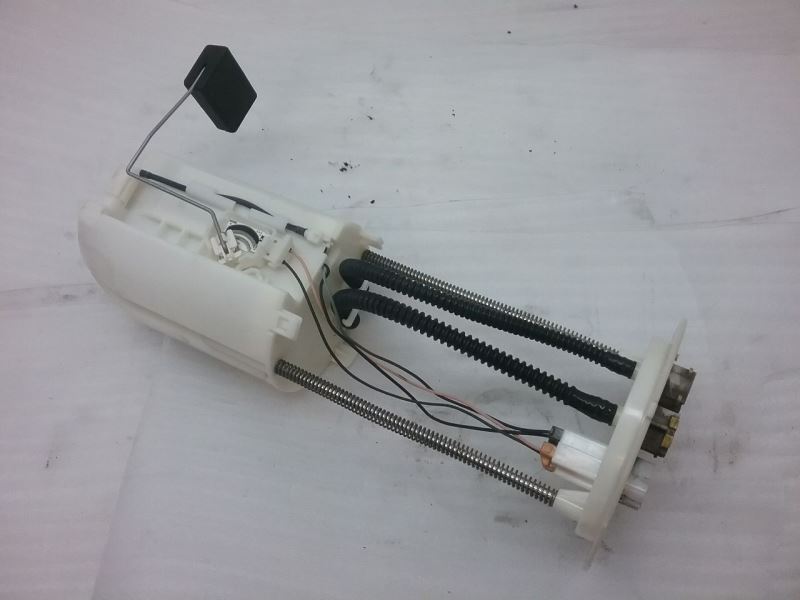 77020-0C061 Fuel Gas Pump V8 Limited 05 06 07 TOYOTA SEQUOIA S-408RM | eBay