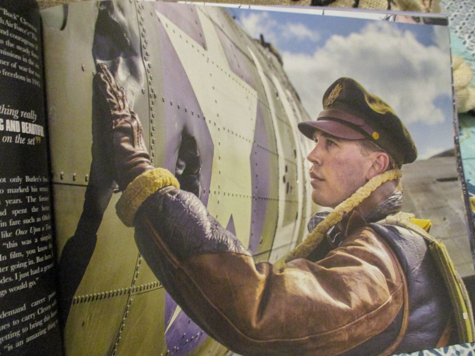 MASTERS OF THE AIR FYC BOOKLET AUSTIN BUTLER | Grelly UK